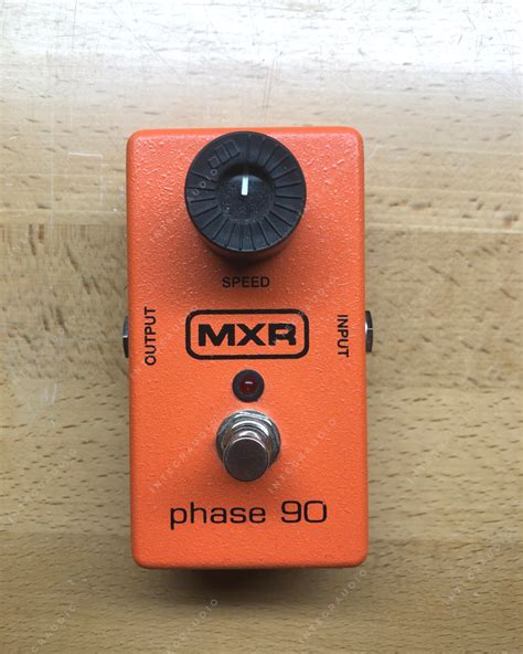 13 Best Phaser Pedals For Bass 2025 To Create Swirls And Sweeps