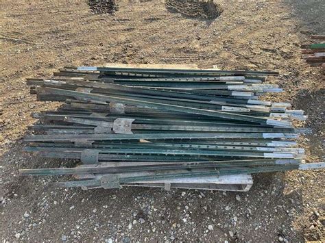 5 5 Ft Tall T Posts Integrity Auctioneers