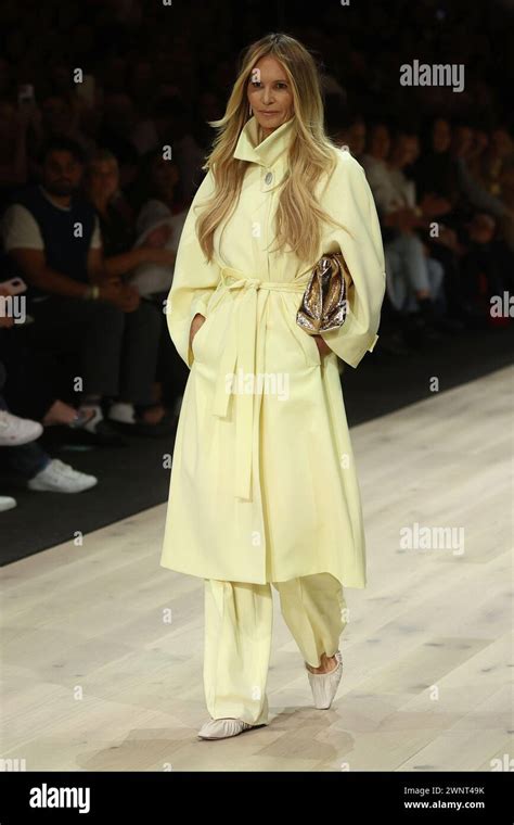 Melbourne Australia 04th Mar 2024 Elle Macpherson Walks The Runway