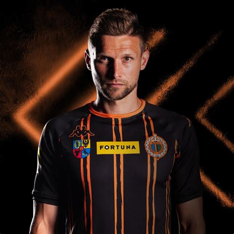 Chrobry Glogow 2023 24 Away Kit