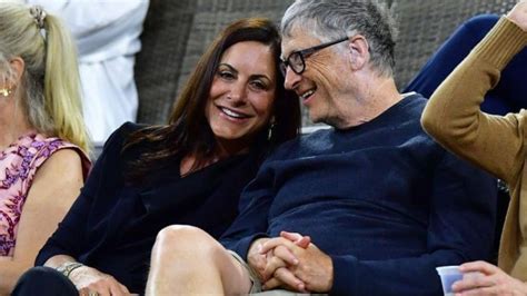 Bill Gates Cari Pacar Baru Lagi Tentu Aku Bukan Robot Tell The Truth