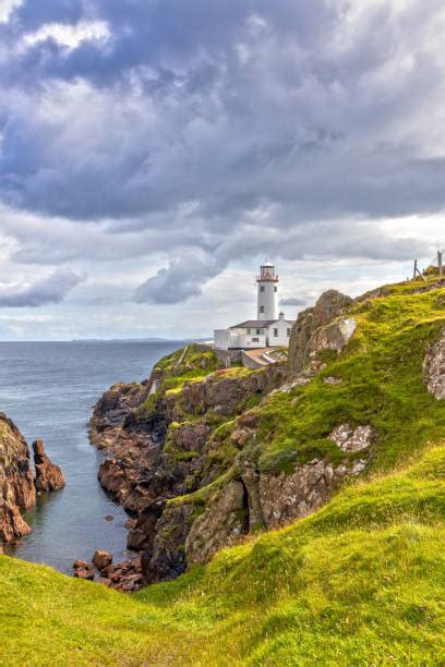 Faro De Fanad Head Fotos Banco De Fotos E Imágenes De Stock Istock