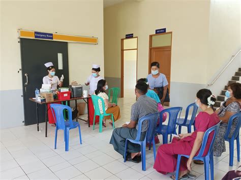 ကျိုက်ထိုမြို့နယ်တွင် ကိုဗစ် ၁၉ ရောဂါကာကွယ်ဆေး ထိုး‌နှံပေး