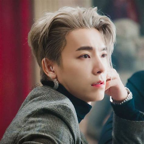 早上被這組圖美到懷疑人生 李東海我真的😭愛😭 上班完全動力滿滿 Donghae Leedonghae Eunhyuk Eunhyukee44 Leehyukjae Eunhae