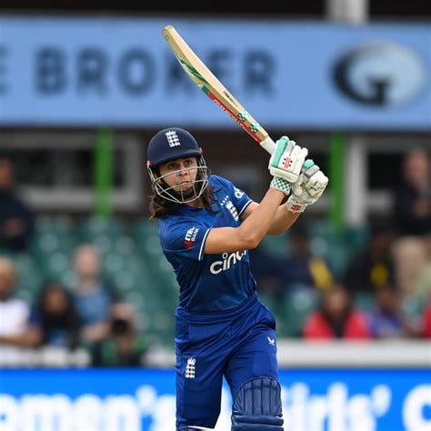 Maia Bouchier Rwomencricketers