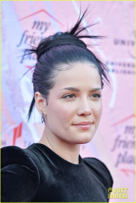 Halsey Reveals She Considered Having Sex For Money When She Was