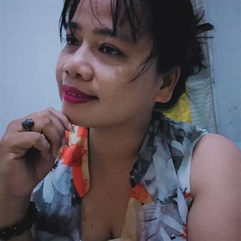 Yuni Situmorang Yunisitumorang83 • Instagram Photos And Videos