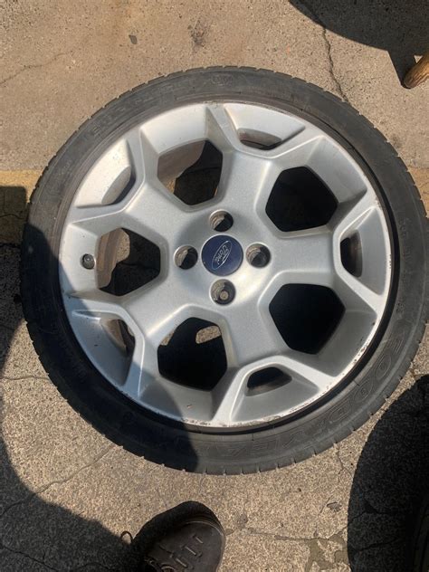 Ford Feista Alloys In B15 Birmingham Für 8000 £ Zum Verkauf Shpock De