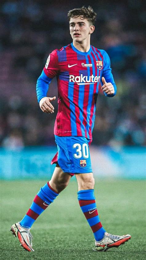 Gavi 🇪🇸 Cristiano Ronaldo Lionel Messi Cute Football Players Fc Barcelona