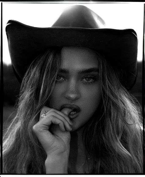 Lizzy Greene In April 2025 Photoshoot • Celebmafia