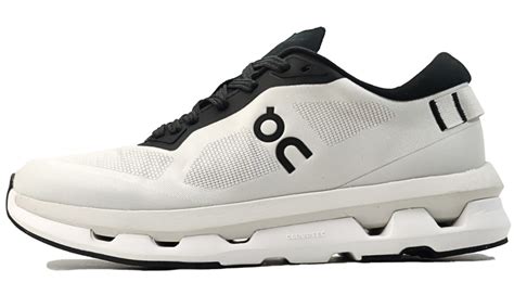 On Cloudzone Ice Black W