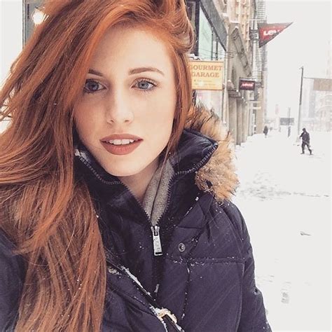 Hotties 45 Pics