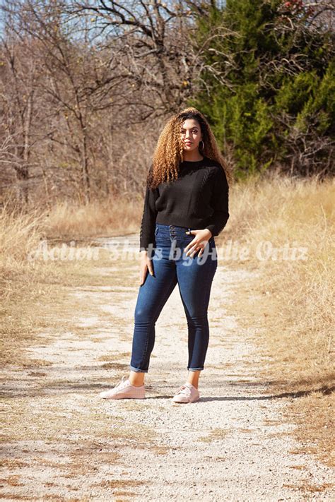 Hailey Hernandez Senior Class Of 2018 Action Shots By Julie Ortiz