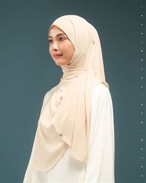 Daniah Curve Full Underscarf In Sheer Bliss Calaqisya