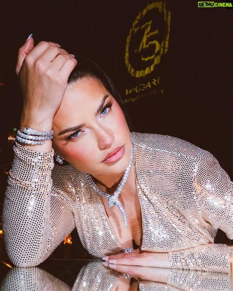 Adriana Lima Instagram 💥red 👹 Mood Today 💥 Gethu Cinema