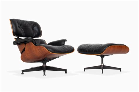 Vintage Rosewood Eames Lounge Chair And Ottoman By Herman Miller At 1stdibs