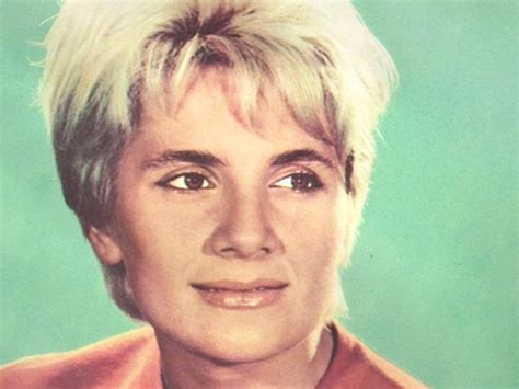 Doina Badea Ploaia și Noi Ploaia Dansa împreună Cu Noi