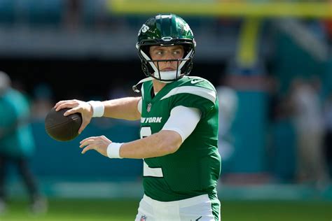 Report Saints Sign Qb Zach Wilson