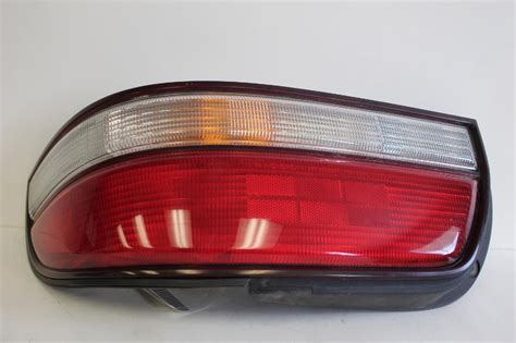 1995 1997 Toyota Avalon Passenger Side Rear Tail Light