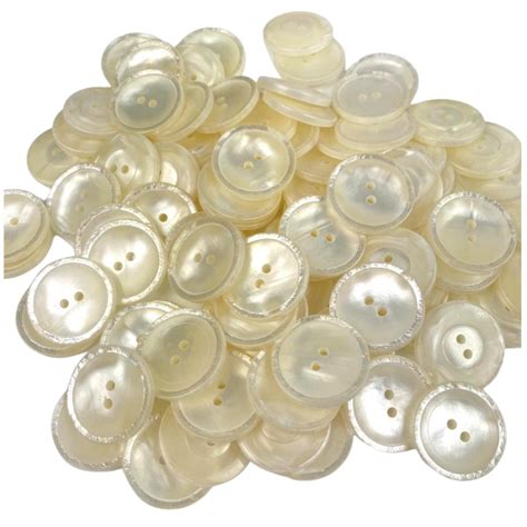 Cream Mother Of Pearl Effect Button 23mm 50pc
