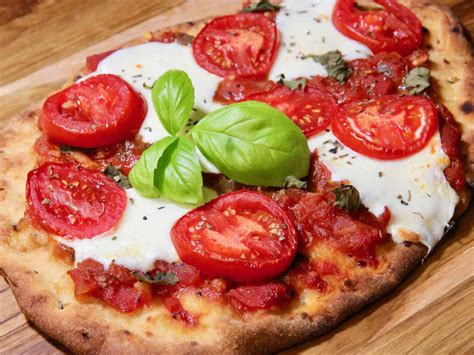 Margherita Flatbread Pizza Recipe