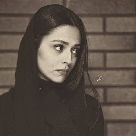 سوگل خلیق به عشق کنایه زد عکس جدید سوگل خلیق و یک جمله معنادار