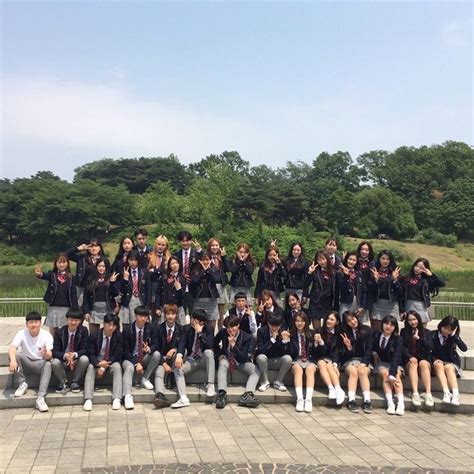 Pin By Taofik Ariansyah On Renata Pov Class Pictures Korean Best