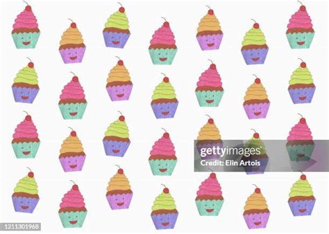 22 Cupcake Liner Background High Res Illustrations Getty Images