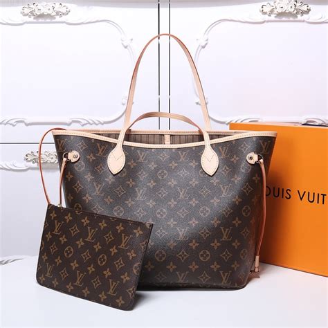 Сумка Луи Витон Neverfull канва Monogram, кожаная: продажа, цена в ...