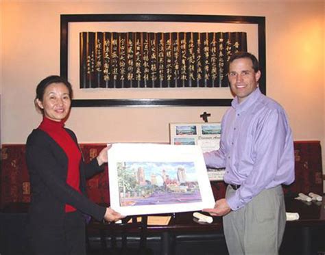 令计划美丽妻子谷丽萍 曾多次在武汉青少年宫考察工作频道凤凰网