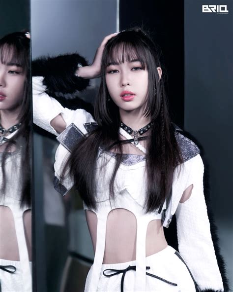 ร่ายมนต์บทใหม่ล็อคหัวใจ Wizzle ปล่อยซิงเกิลที่ 2 “crush On Me ” อเล็กซ์ Dice รับบทพี่พระเอก