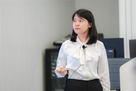 Hku Ids Scholar Seminar Series 5 Denoising Diffusion Based Generative Modes For Visual Content