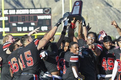 Msjc Football Wins American Division Championship Valley News