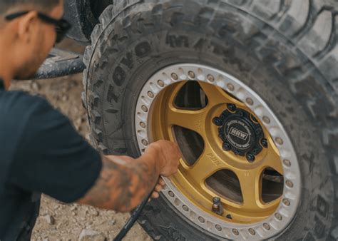 89p Rvs Portable Compressor Viair Corp