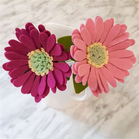 Gerbera Daisy Felt Flower Diy The Yellow Birdhouse Felt Flowers Diy Felt Flowers Patterns