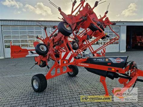Online-Auktion Kuhn GF 10812 T
