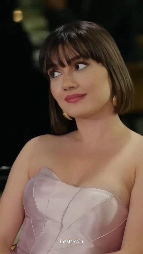 Pin Van Tubik Op Yerli ünlüler