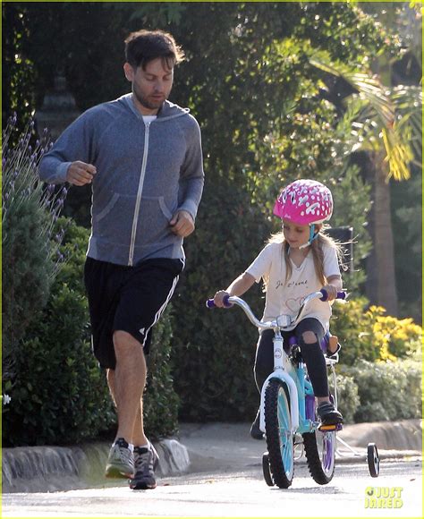 Tobey Maguire Sex Machine In Andrew Garfields Eyes Photo 2930430