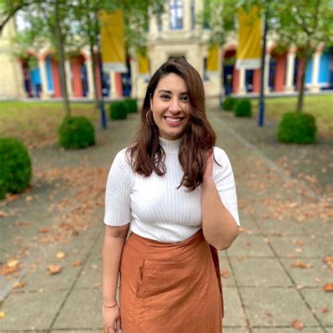 Simran Python Tutor 8h