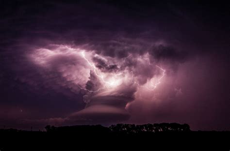 Science Behind Lightning Electricity And Magnetism