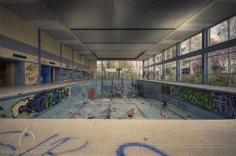 Graffiti Pool Brunas Nl