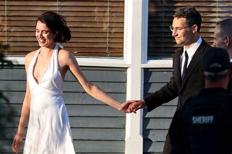 Margaret Qualley And Jack Antonoff Get Married Look At The Wedding
