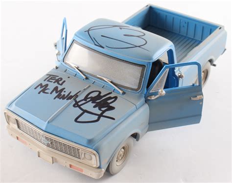 Teri Mcminn John Douglass And Ed Guinn Signed The Texas Chainsaw