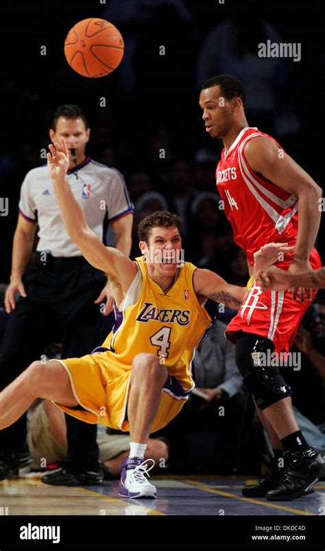 Dec 16 2006 Los Angeles Ca Usa Los Angeles Lakers Luke Walton 4