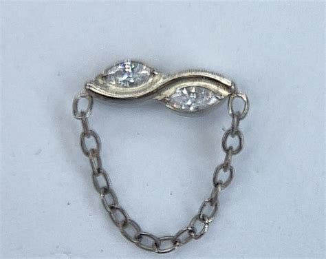 16g Titanium Internal Thread Bar Flower Labret Tragus Helix Cartilage