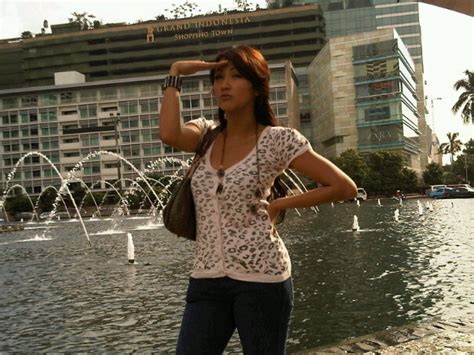 Profil Sharena Rizky Echo 17