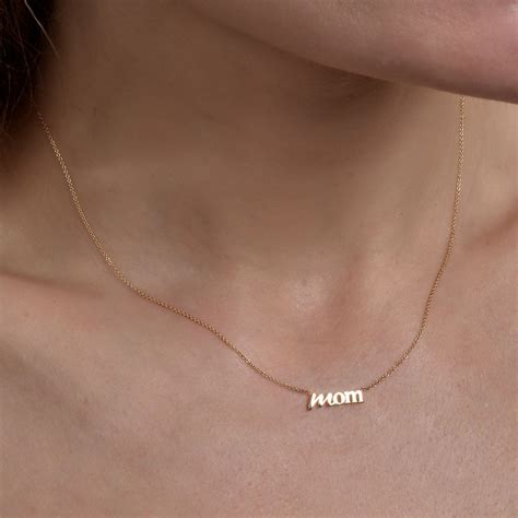 Gold Mom Necklace Phoenix Roze