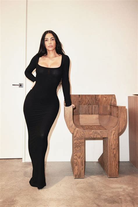 Eşi Kanye Westle Boşanma Aşamasında Olan Kim Kardashian Tulum Taytıyla
