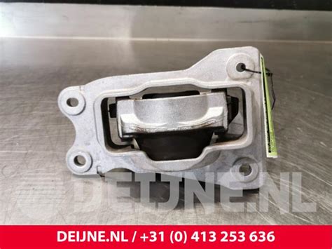 Volvo Xc60 Ii Uz 2 0 T5 16v Awd Engine Mounts Stock