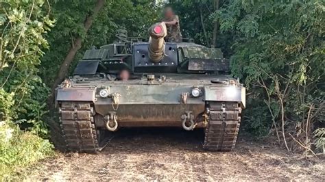 Leopard 2a4 With Reactive Armor It Actually Exists Defense Express